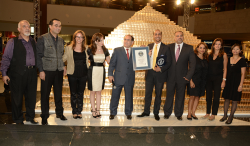 Largest cardboard box pyramid built in Kuwait | Guinness World Records