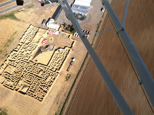 Largest straw bale maze record set in Idaho | Guinness World Records
