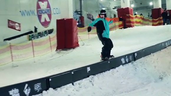 Video: UK teenager sets new snowboarding rail grind record | Guinness ...