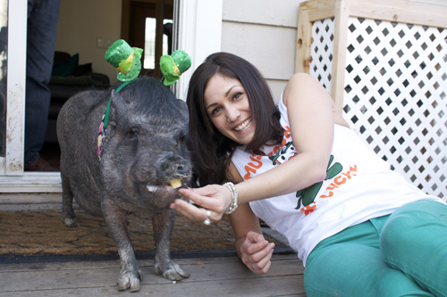 Meet Ernestine, the world's oldest pig | Guinness World Records