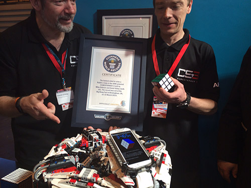 Video: Cubestormer 3 robot shatters Rubik’s Cube world record ...