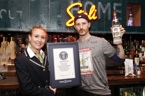 Bartender! One hour cocktails record falls again in New York City ...