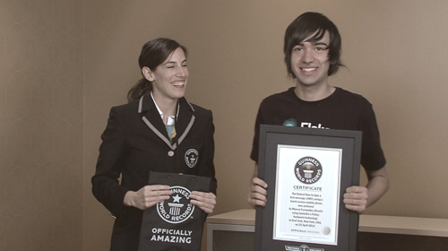 Fastest touch-screen text message record officially broken with Fleksy ...