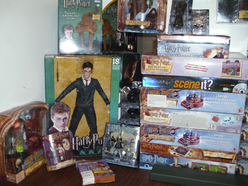 Harry Potter memorabilia collection broken with more than 3,000 items ...