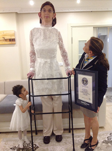 Turkey’s Rumeysa Gelgi is awarded the title of tallest teenager (female ...