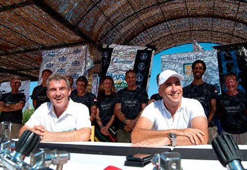 Ahmed Gabr breaks record for deepest SCUBA dive at more than 1,000 feet ...