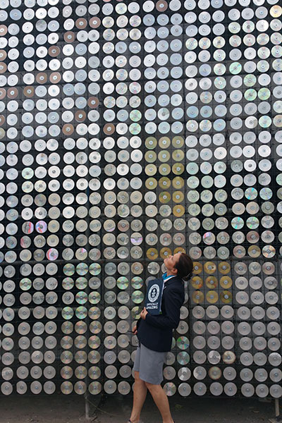 Video: South Korean town transforms abandoned factory with almost ...