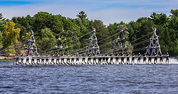 Classics: Largest human waterskiing pyramid | Guinness World Records