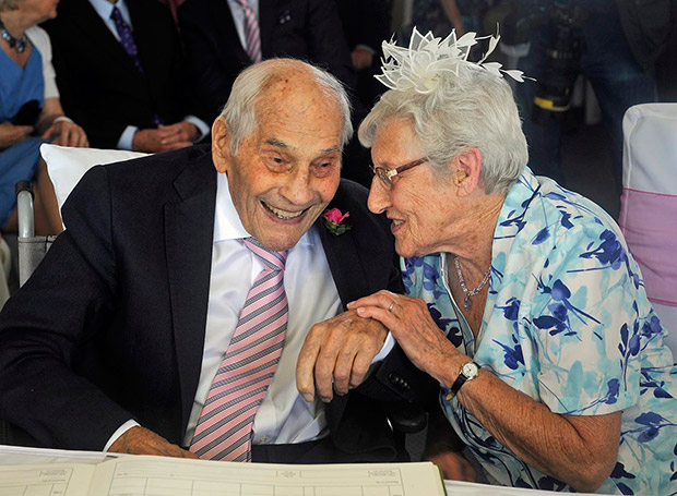 Guinness World Records confirms that British newlyweds are oldest ...