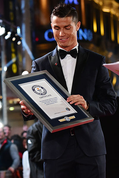 2015 in World Records - November: We celebrated GWR Day with a ...