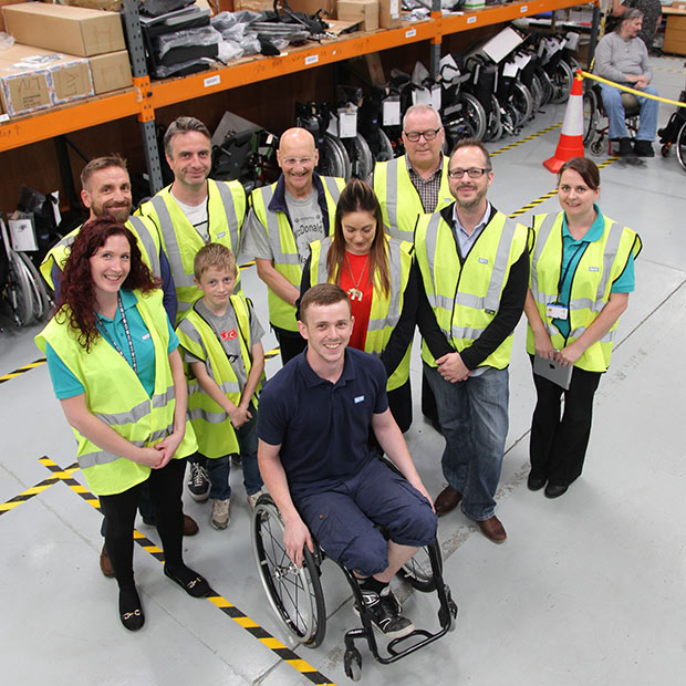 Spotlight: Most manual wheelchair spins in one minute | Guinness World ...