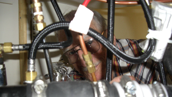 Canadian sets world’s oldest plumber record at the age of 92 | Guinness ...