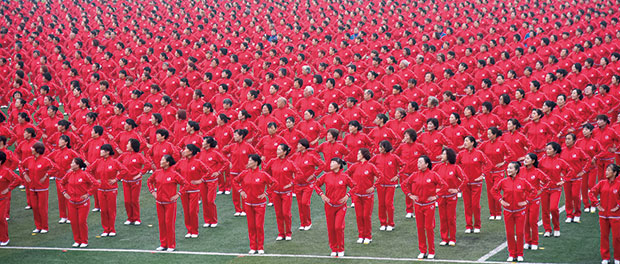 Video: 50,085 line dancers break record performing breath-taking ...