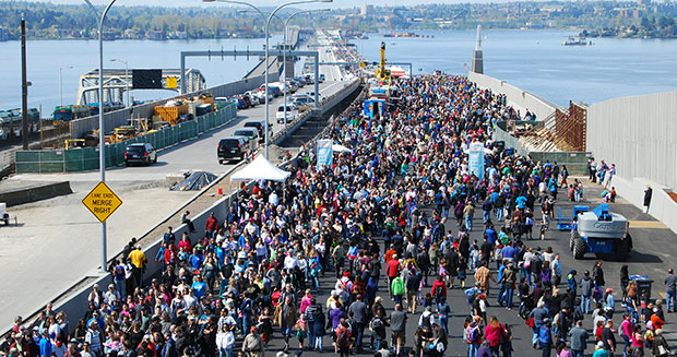 New bridge in Washington State betters longest floating bridge record ...
