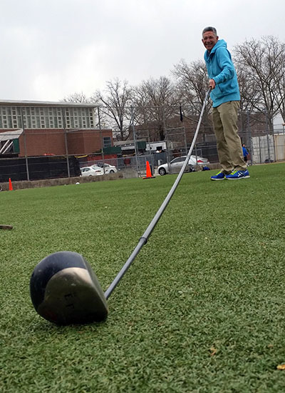 The battle for the world's longest golf club - Meet the Record Breakers ...