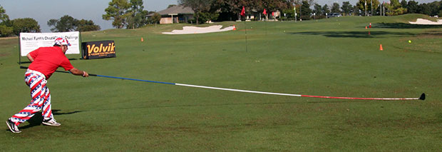 The battle for the world's longest golf club - Meet the Record Breakers ...