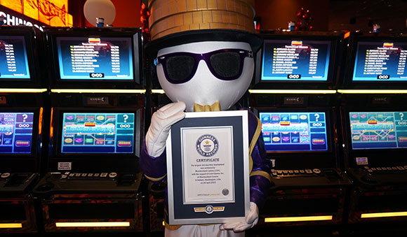 Casino in Washington State breaks record for largest slot machine ...