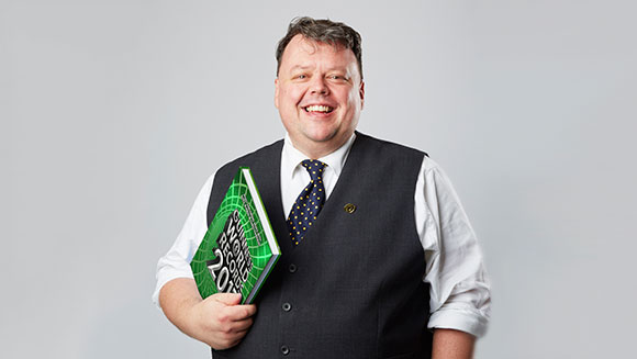 Guinness World Records Editor-in-chief set for Edinburgh Book Festival ...