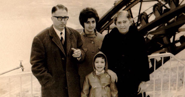 Palestinian lawyer breaks record for 66-year-long career | Guinness ...