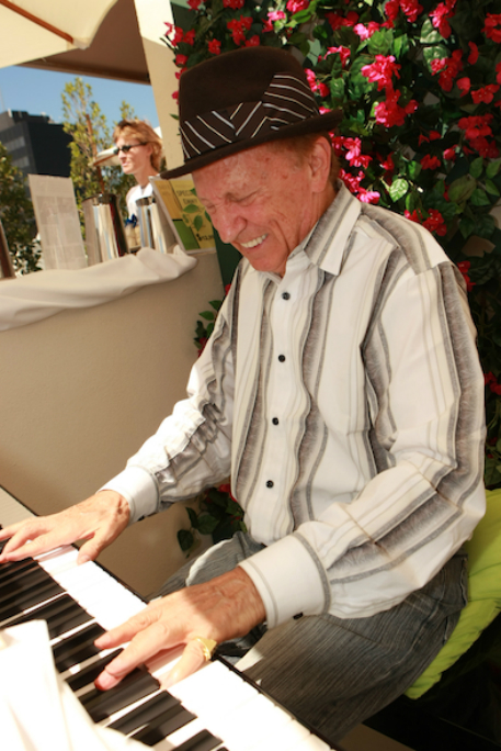 Monday Motivation: The musician who went from fleeing persecution to ...