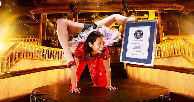 Circus performer breaks contortion world record - Guinness World ...