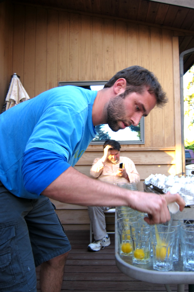 Gordon Ramsay cracks into another record attempt on the latest episode ...