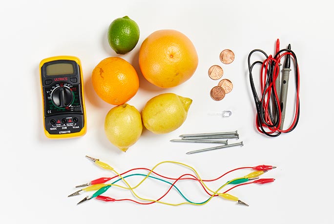 Video tutorial: How to break a record with home-made fruit batteries ...