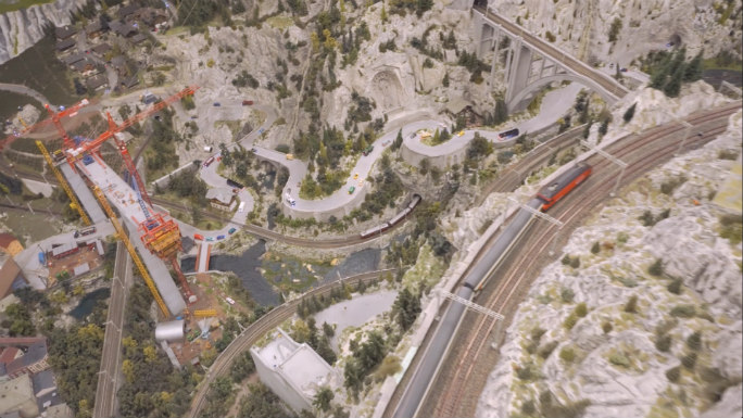 Video: The world's largest train set spans eight countries and could ...