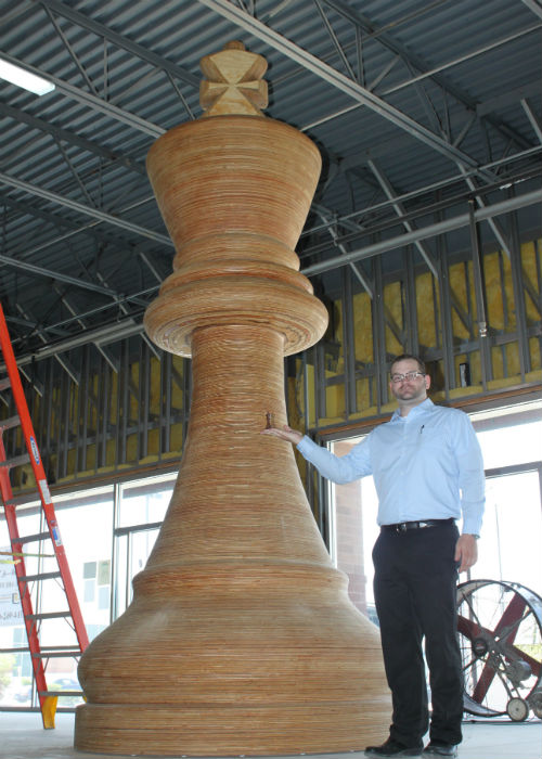 World's largest chess piece is 53 times bigger than a regular king ...