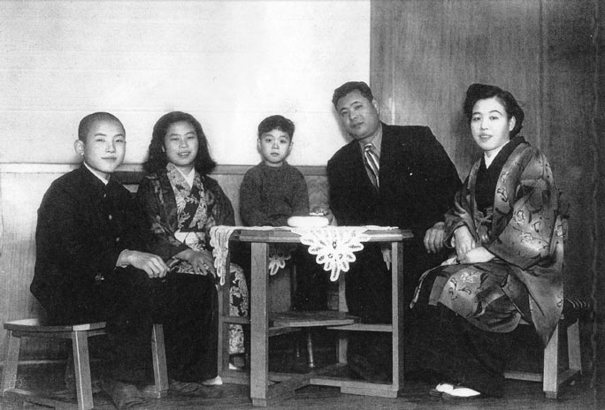 Rocking the floor at 83: This Japanese woman is now the world's oldest ...