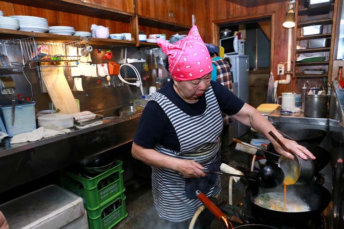 Rocking the floor at 83: This Japanese woman is now the world's oldest ...