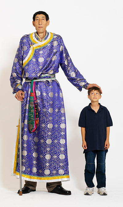 Tales of the tallest men in the world and why they reach such heights ...