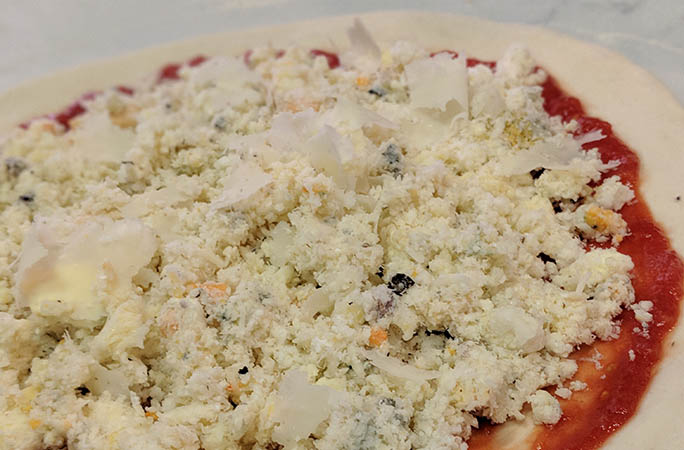 Check out the cheesiest pizza ever topped with a mouth-watering 154 ...