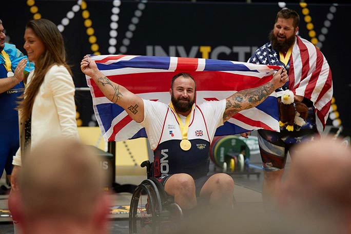 Disabled strongman and Invictus Games star picks up 505 kg to set ...