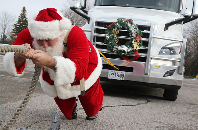 Canadian strongman Kevin Fast sets record for heaviest sleigh pulled