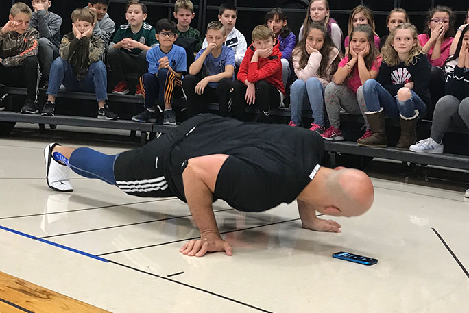 Meet the man who's broken 12 phenomenal push up records | Guinness ...