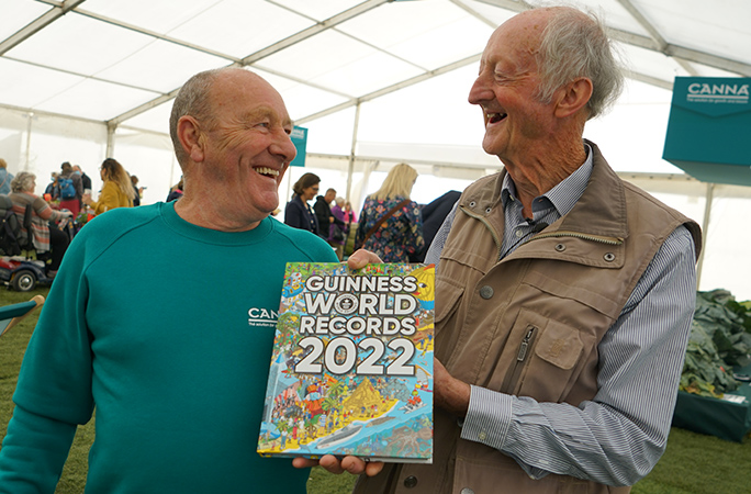Giant vegetable showdown sees 4 world records broken | Guinness World ...