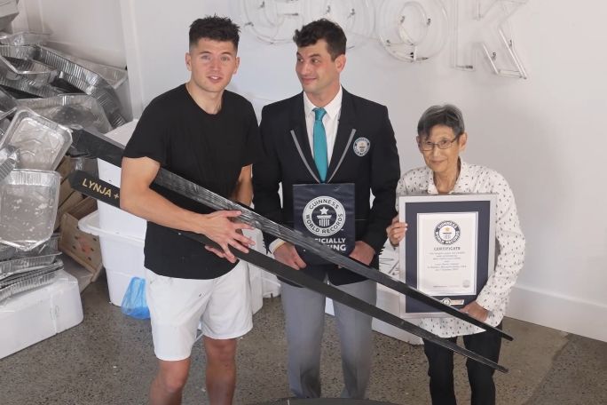 Largest sushi roll: TikTok chefs Nick DiGiovanni and Lynja break two ...