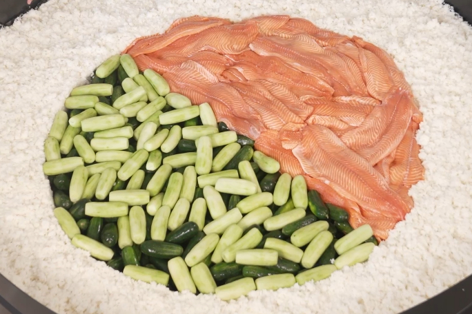 Largest sushi roll: TikTok chefs Nick DiGiovanni and Lynja break two ...