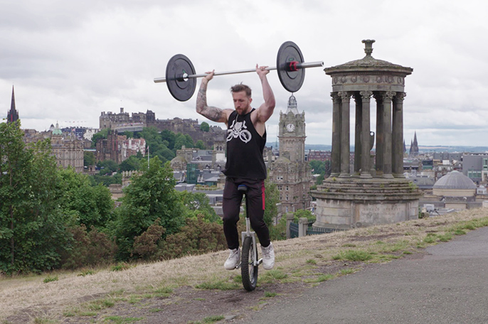 Scottish unicyclist breaks epic powerlifting record | Guinness World ...