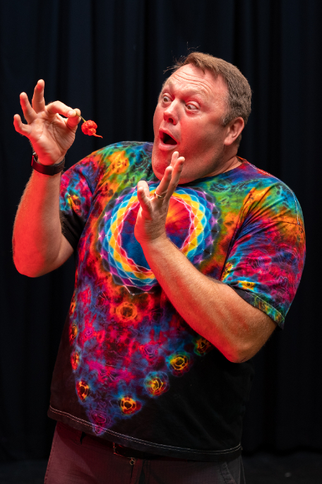 Carolina Reaper chowdown: Chilli pro eats TEN in just 33.15 sec ...