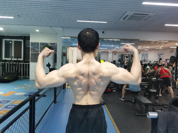 Chinese student performs most pull ups in three minutes | Guinness ...