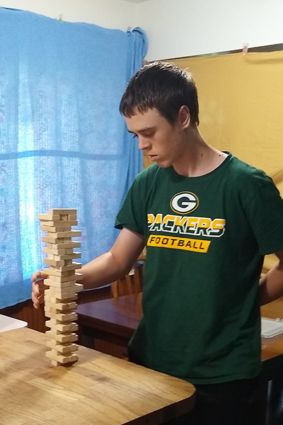 Teen smashes Jenga record by removing 32 blocks in one minute ...