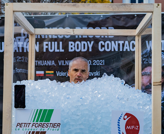 Man spends three hours in full body contact with ice to break record ...
