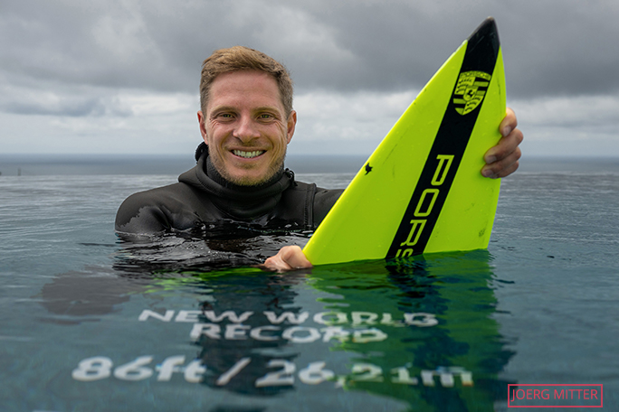 Sebastian Steudtner surfs giant wave and smashes world record ...