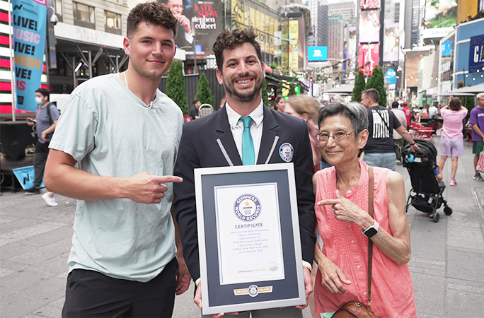 Most fast food restaurants visited in 24 hours record achieved by ...