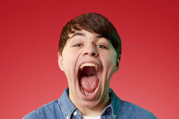 "I have the biggest mouth in the world": Teen breaks own record ...