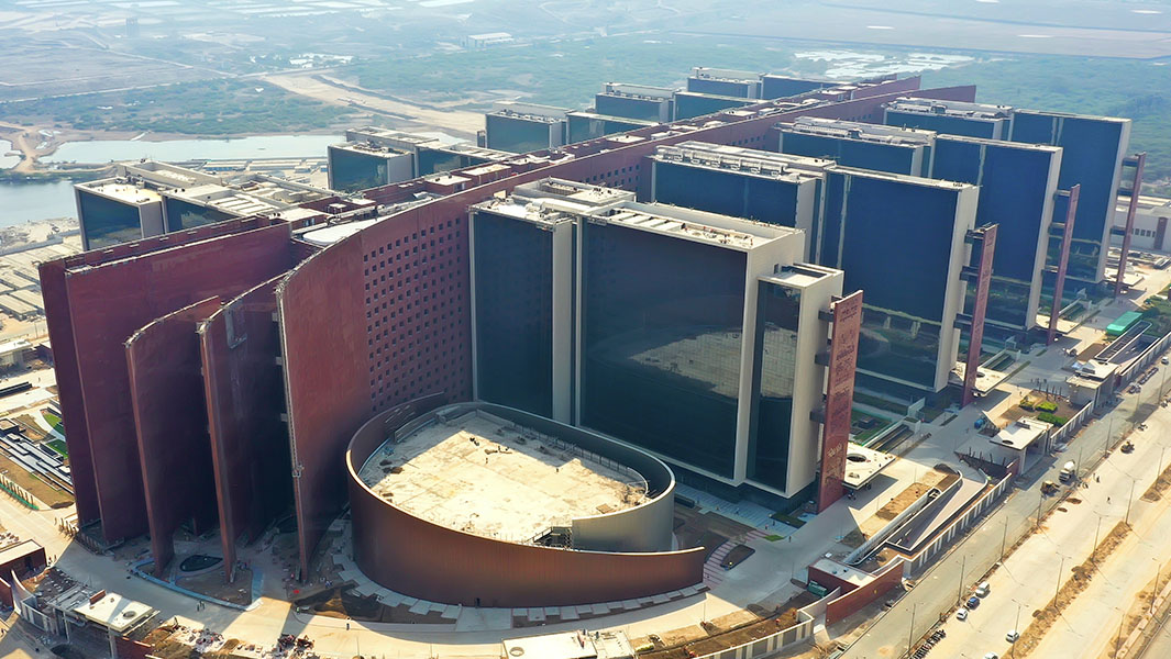 Surat Diamond Bourse surpasses the Pentagon as world’s largest office ...