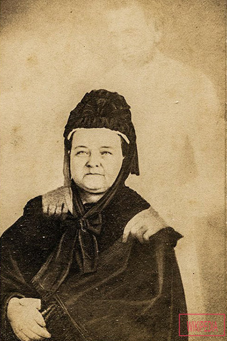 Man who shot the first spirit photograph created lucrative career ...