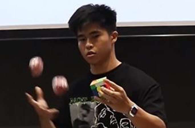 Daryl Tan holds more speedcubing records than anyone else on Earth | Guinness World Records